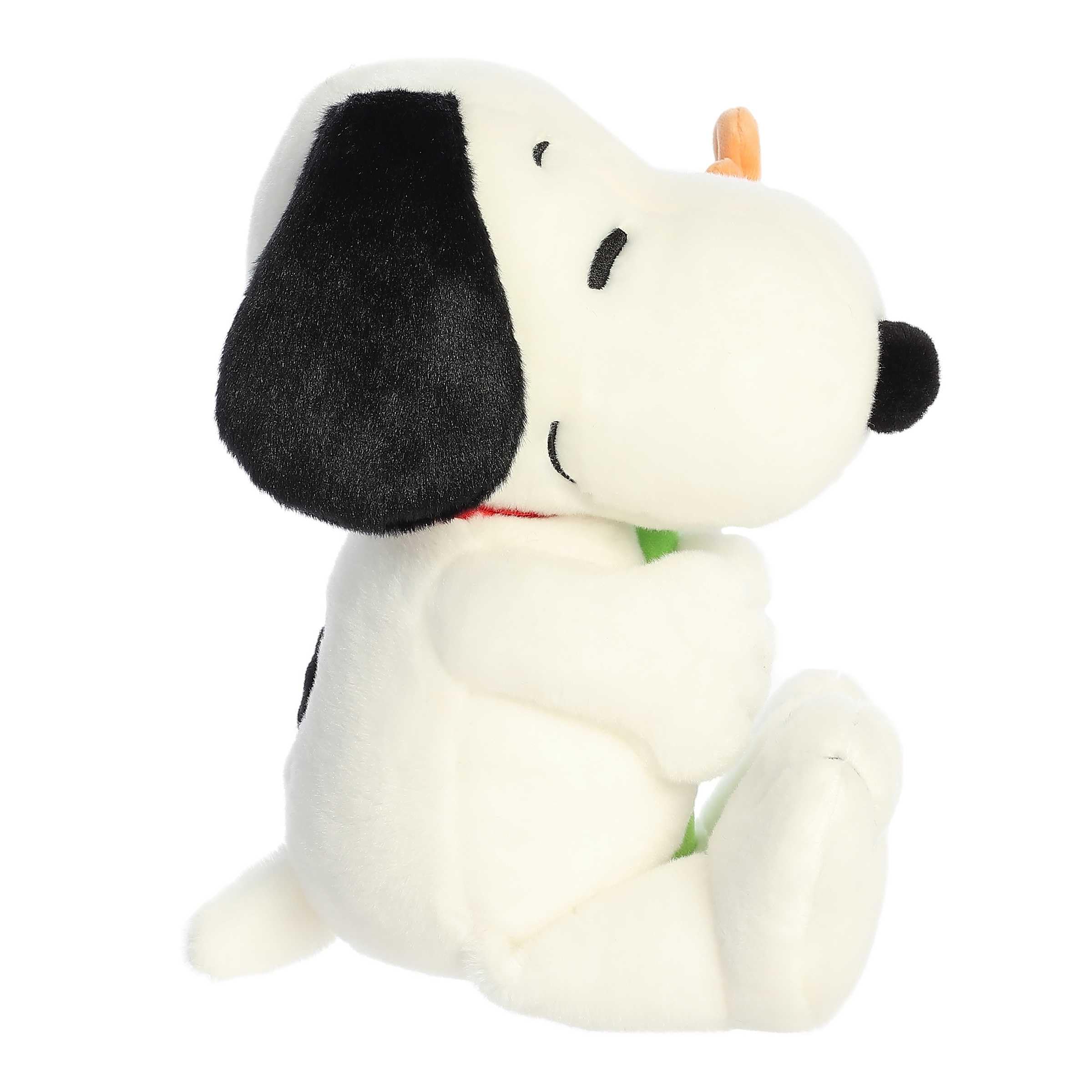 Snapklik.com : Aurora Timeless Peanuts Snoopy Stuffed Animal - Classic ...