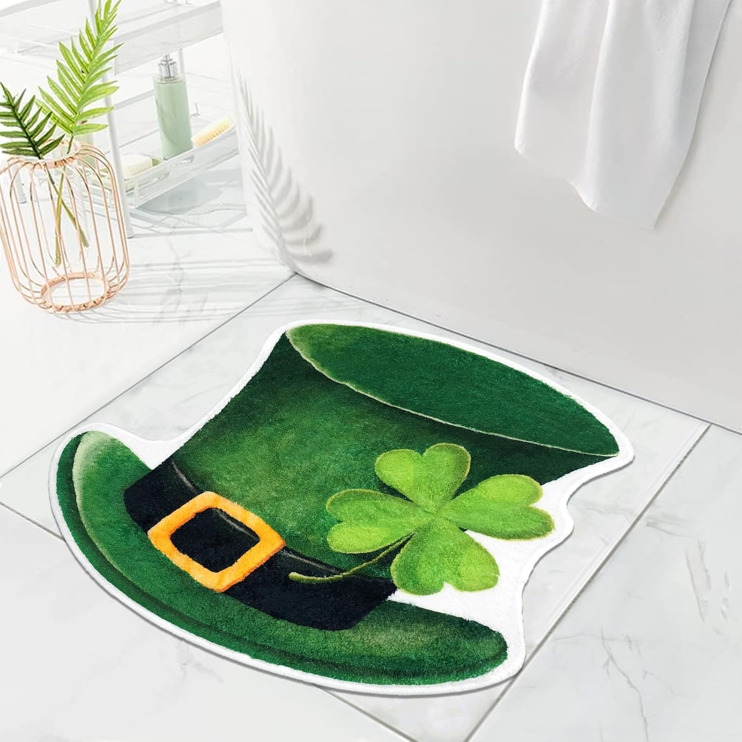 Amazon.com: ysnifeiw St. Patrick's Day Bathroom Rugs Shamrock Bath Mat ...