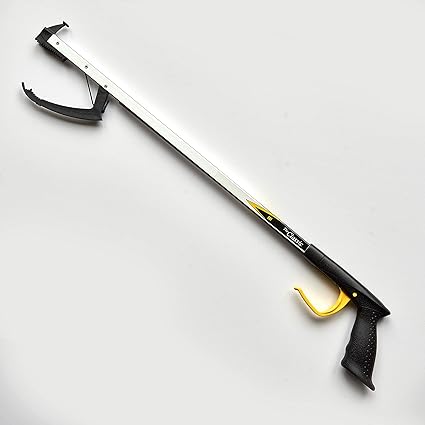The Helping Hand Company Classic Reacher Grabber 32 inch / 82cm. Long ...