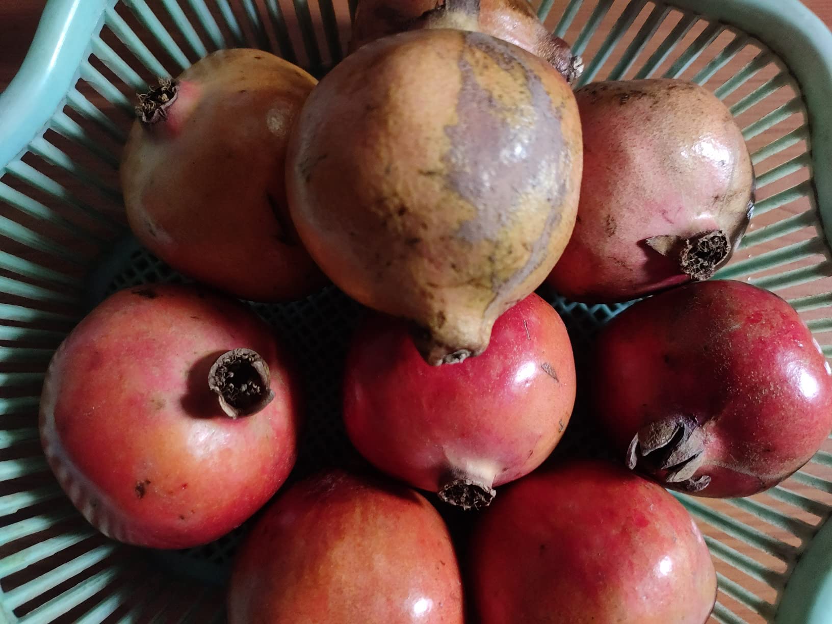 Fresh Pomegranate Small, 1kg : Amazon.in: Grocery & Gourmet Foods