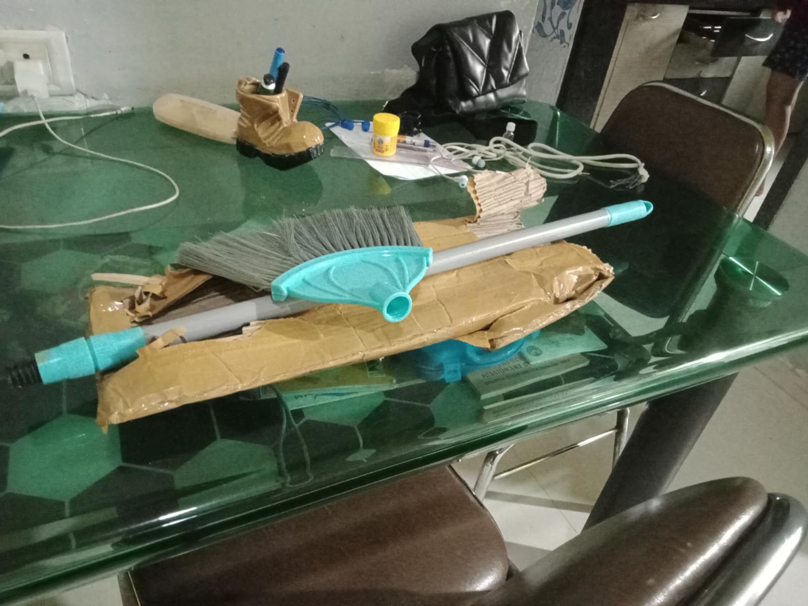 ARICO Cobweb Remover Long Extendable| Spider Web Cleaner Stick| Web ...