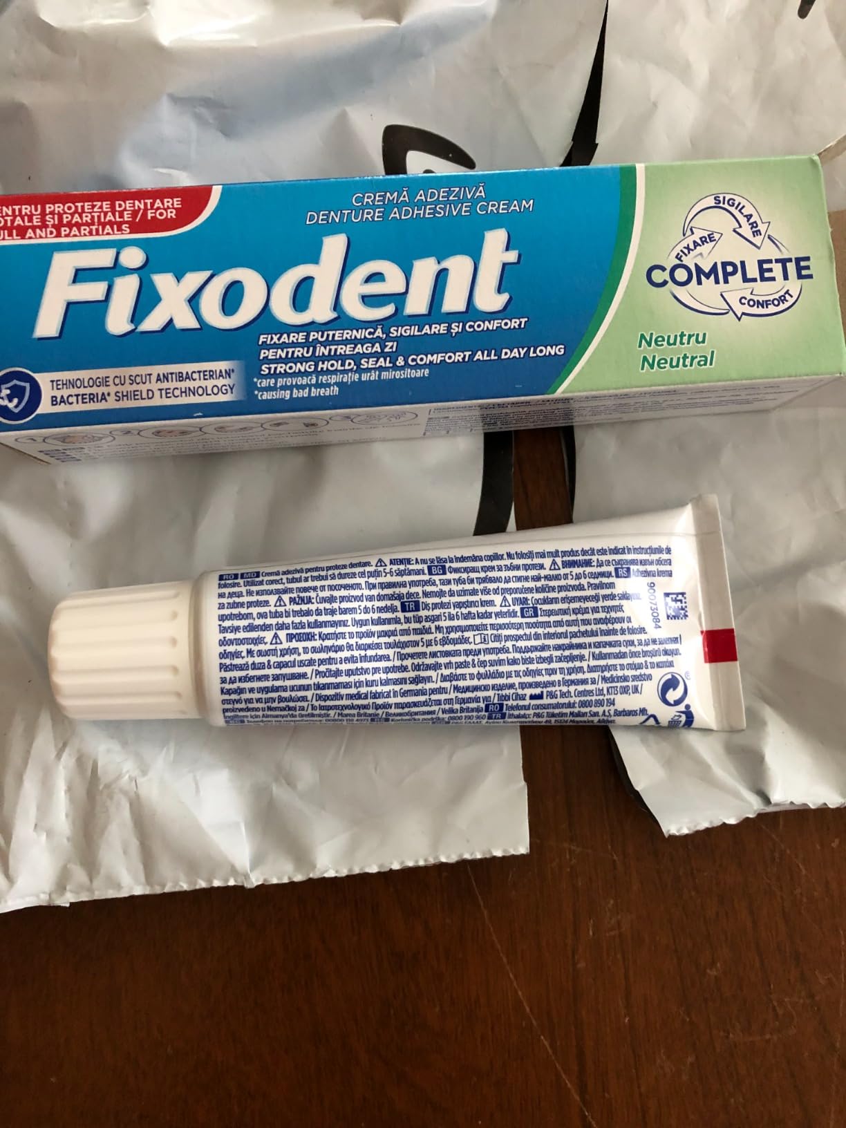 Amazon.com : Fixodent Free Denture Adhesive Cream 2.40 Ounce (Pack of 2 ...