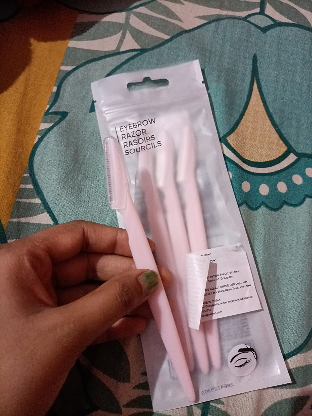 MINISO Reusable Eyebrow Razor with Stainless Steel Blade, Instant ...