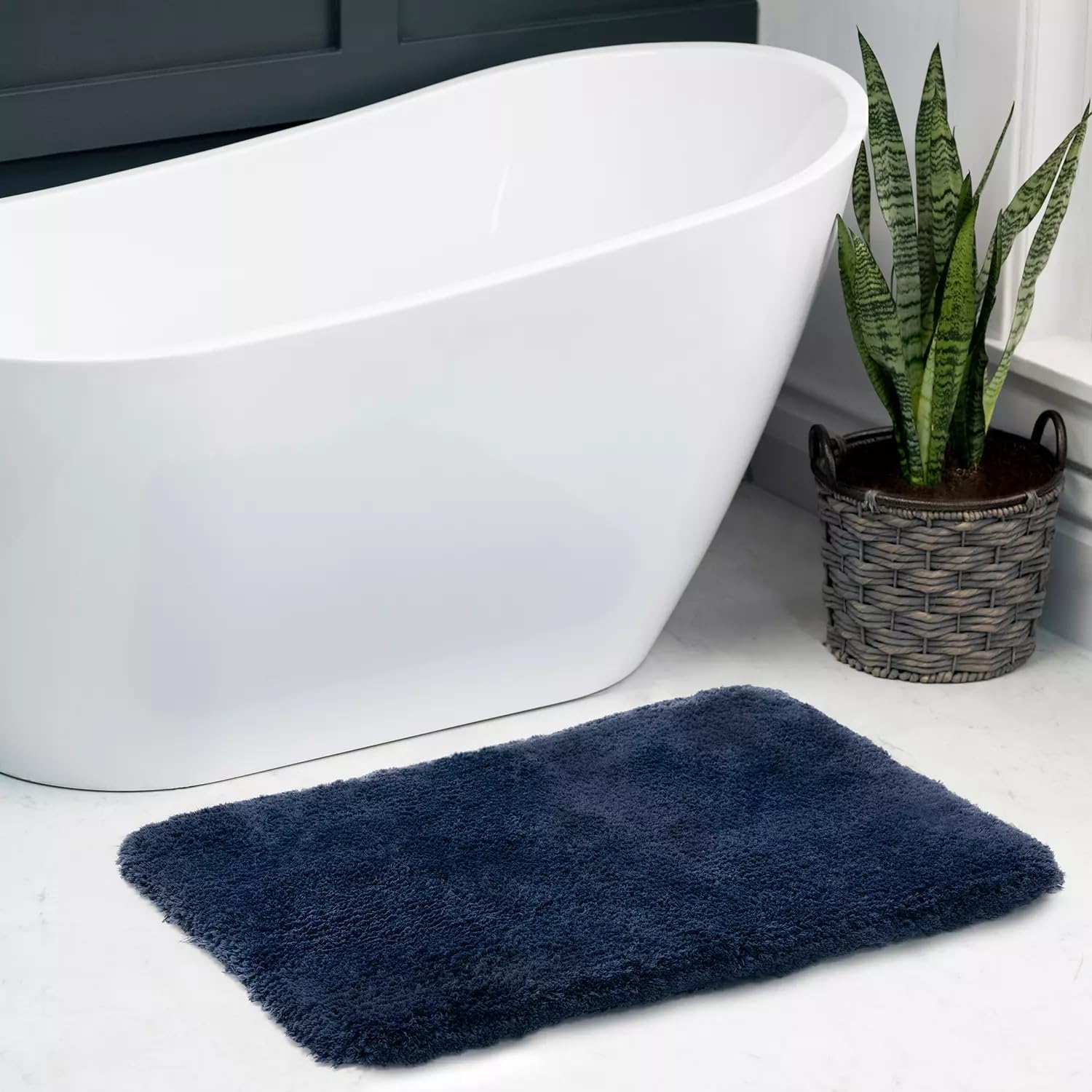 Amazon.com: Member Mark Hotel Premier Collection Bath Rug (Assorted ...