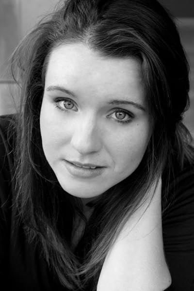 A Glamorously Unglamorous Life: Julia Albain: 9781257160402: Amazon.com ...