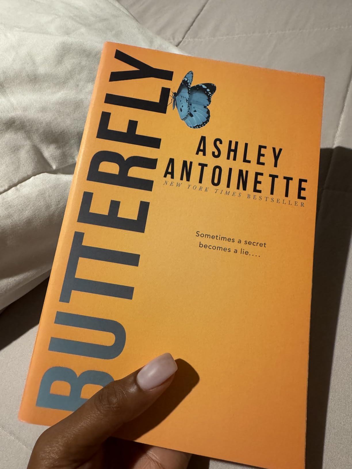 Amazon.com: Butterfly: 9781250136367: Antoinette, Ashley: Books
