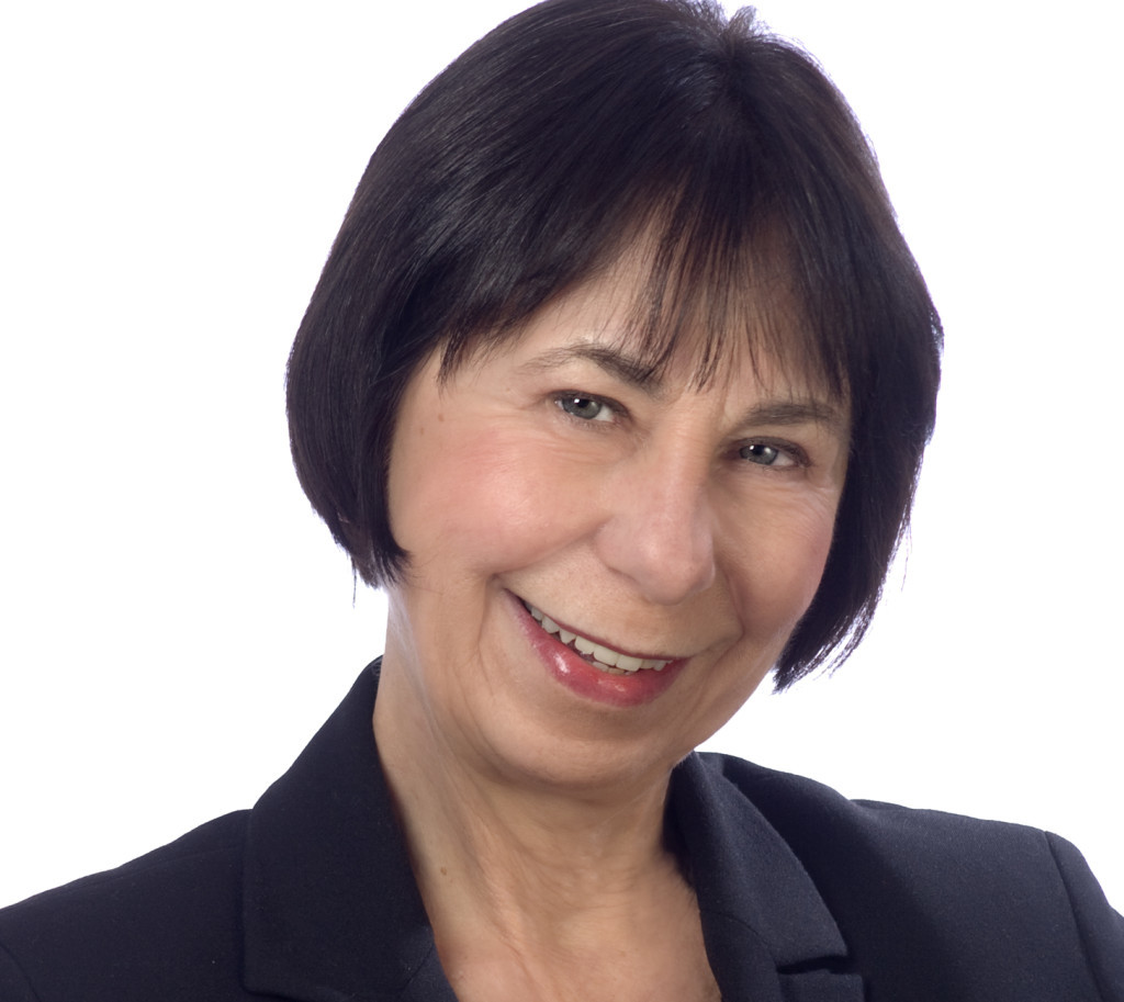 Amazon.com: Donna Dahl: books, biography, latest update