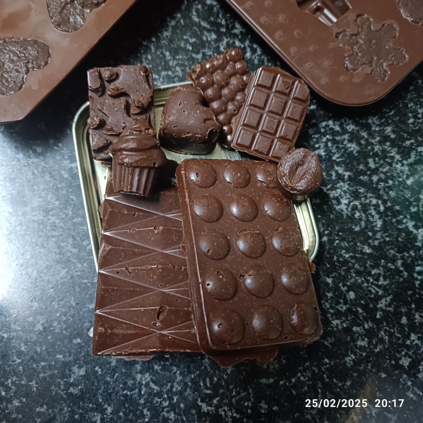 MoldBerry Flexible and Reusable Silicone Alphabet, Smiley, Cadbury ...