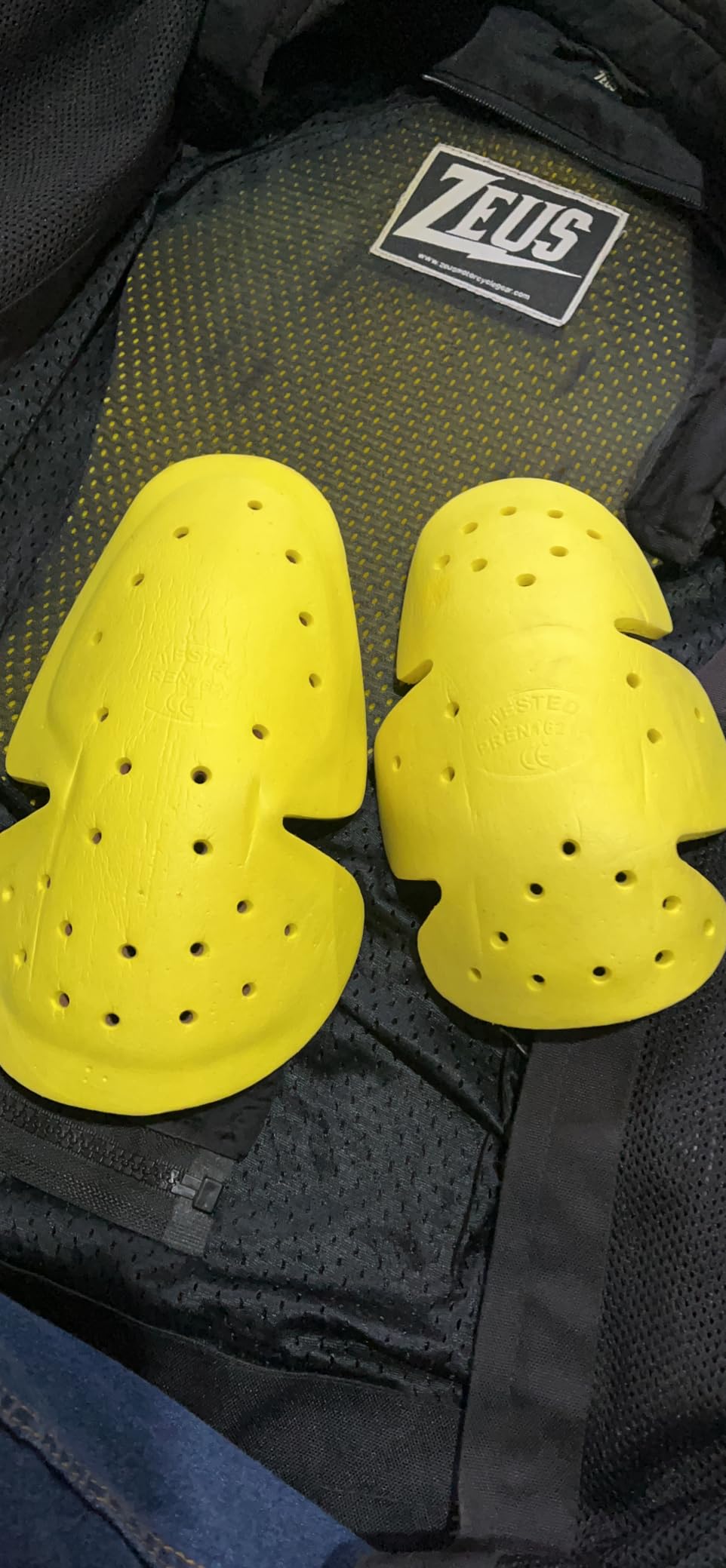 4 PC - CE Level 1 Certified Armor Pads l Level 1 Approved Shoulder and ...