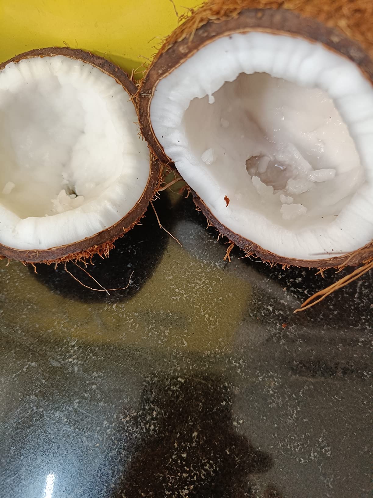 Fresh Organic Coconut, Medium, 1 Pc : Amazon.in: Grocery & Gourmet Foods