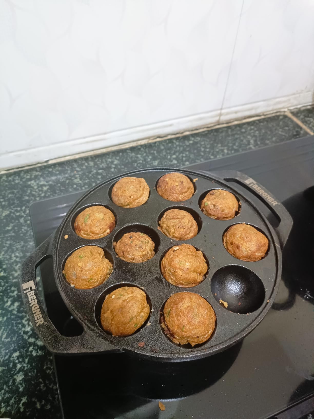 Buy Bergner Eco Cast Iron Appampatra with 12 Pits, Loha Appam Pot/Appam ...