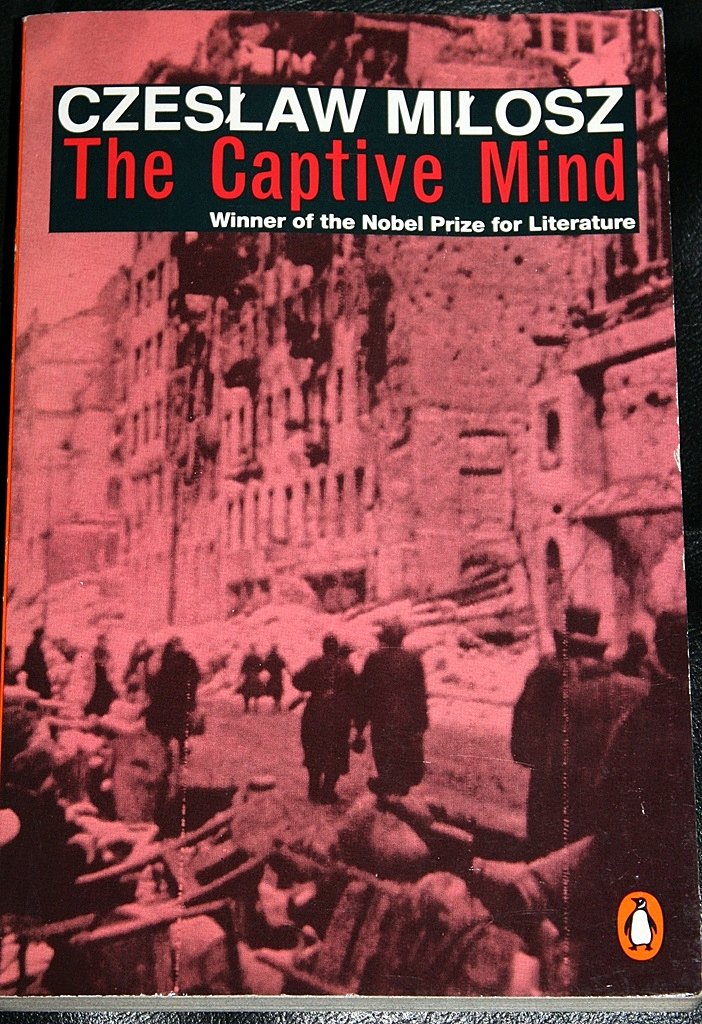The Captive Mind (Penguin International Writers): Czesław Miłosz, Jane ...