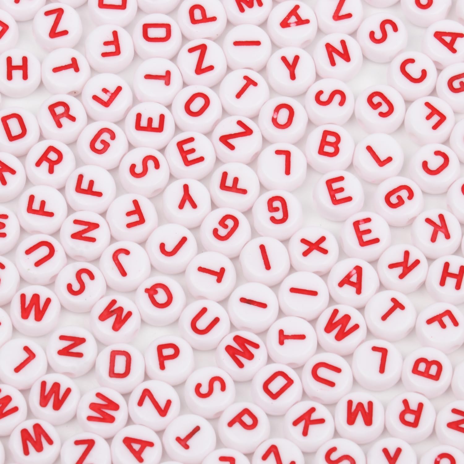 Amazon.com: 600pcs Acrylic Letter Beads Alphabet Red Letters White ...