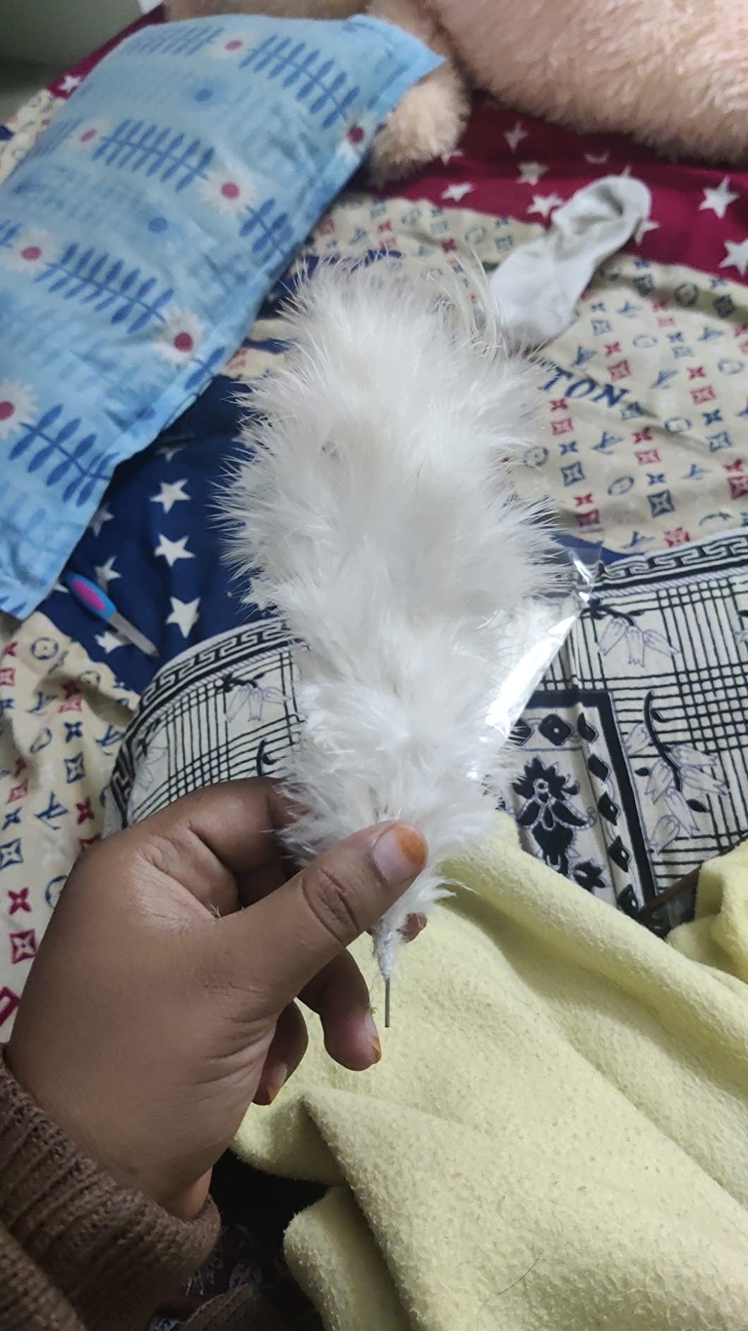 TIPTOP DECORATION Fluffy Natural Dyed Feather Kalgi Kalangi Stick for ...