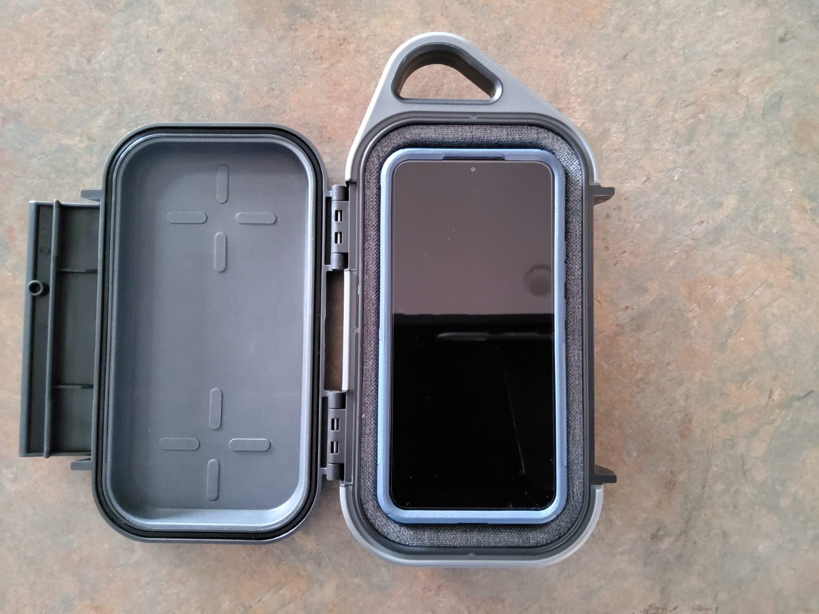 Pelican Surf Anthracite/Grey G40 Go Case : Amazon.com.au: Electronics