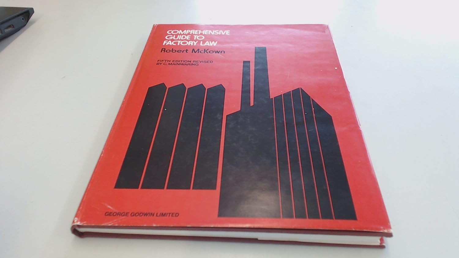 Amazon.co.jp: Comprehensive guide to factory law: A classified guide to ...