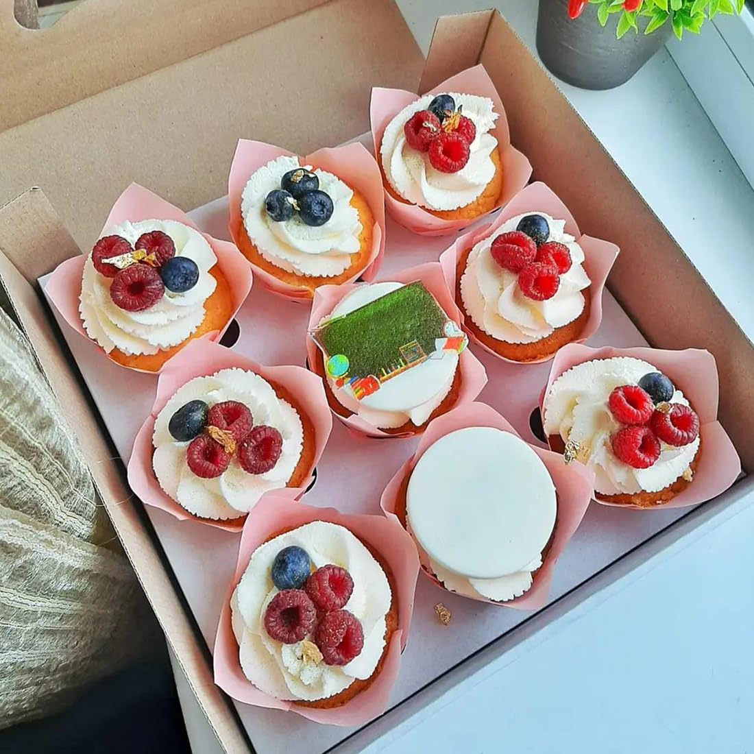 Greaseproof Baking Cups Non-stick Cupcake Wrappers 100pcs Jumbo Cupcake ...