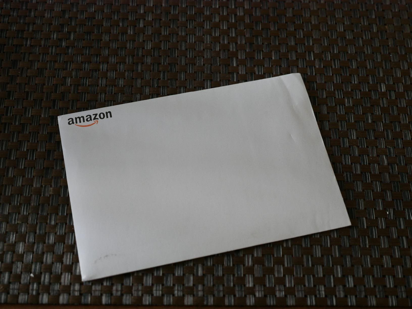 Amazon.co.uk Gift Card - In a Greeting Card - £10 (Best Wishes ...