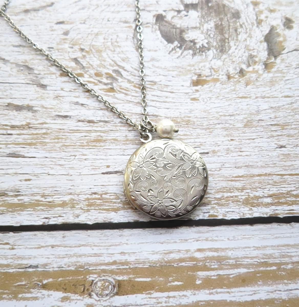 Amazon.com: DJwindfy Sweet 16 Birthday Hidden Message Locket Necklace ...