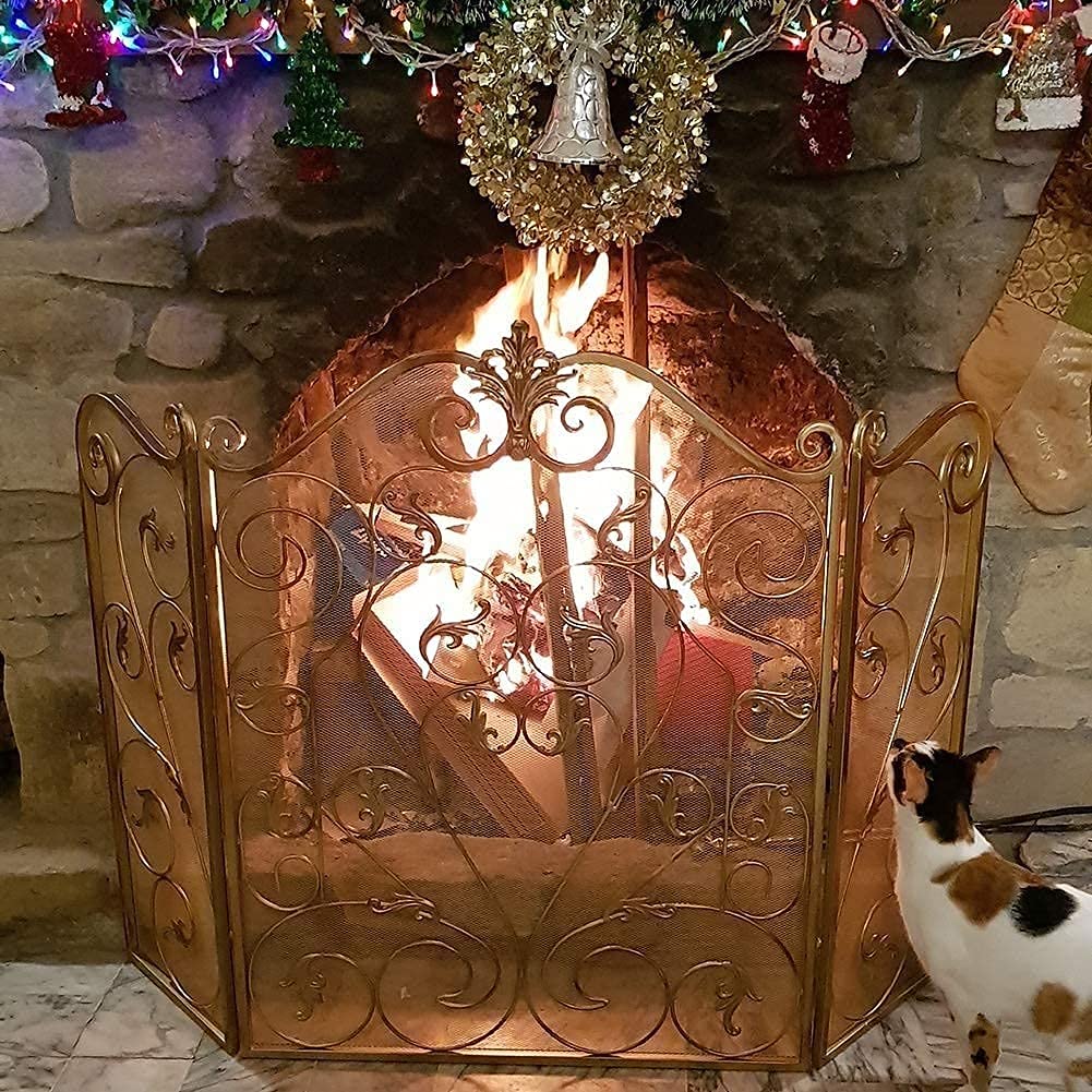 Spark Protection Freestanding Extra Wide Metal Fireplace Screen Gate ...