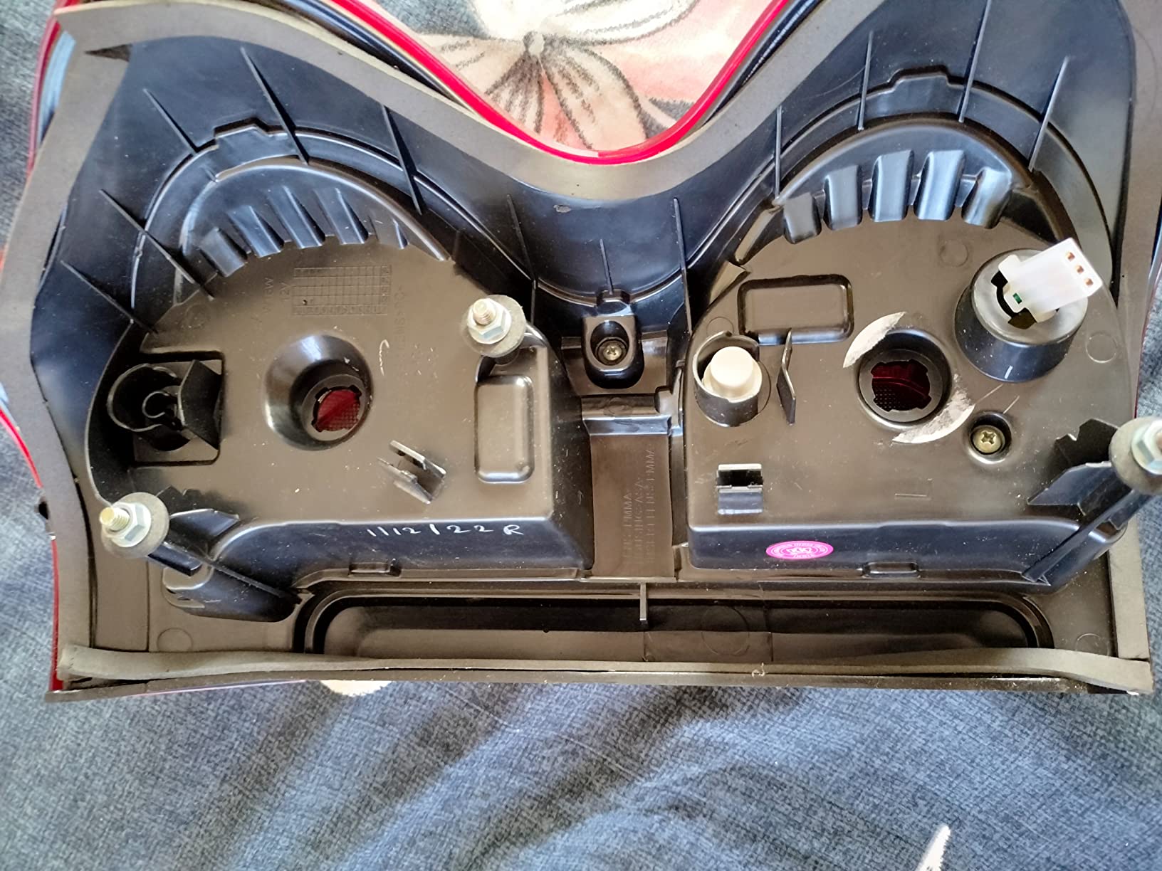 K D Taillight/Backlight Set For Mahindra Scorpio (Right & Left Both ...