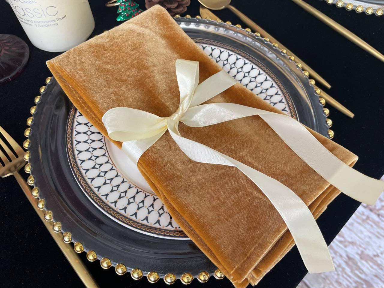 Amazon.com: EHLDekol Velvet Napkins,20 x 20 Inches Soft Dinner Napkin ...