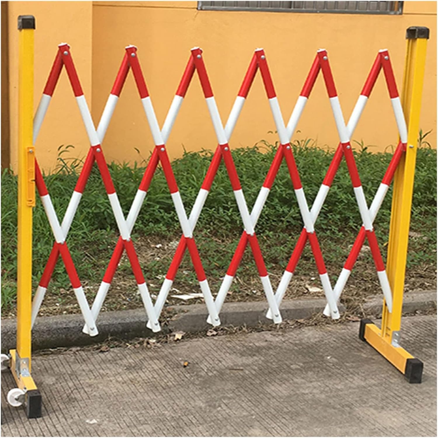 Retractable Traffic Barricade,Folding Outdoor Road Driveway Fence, 1.2m ...