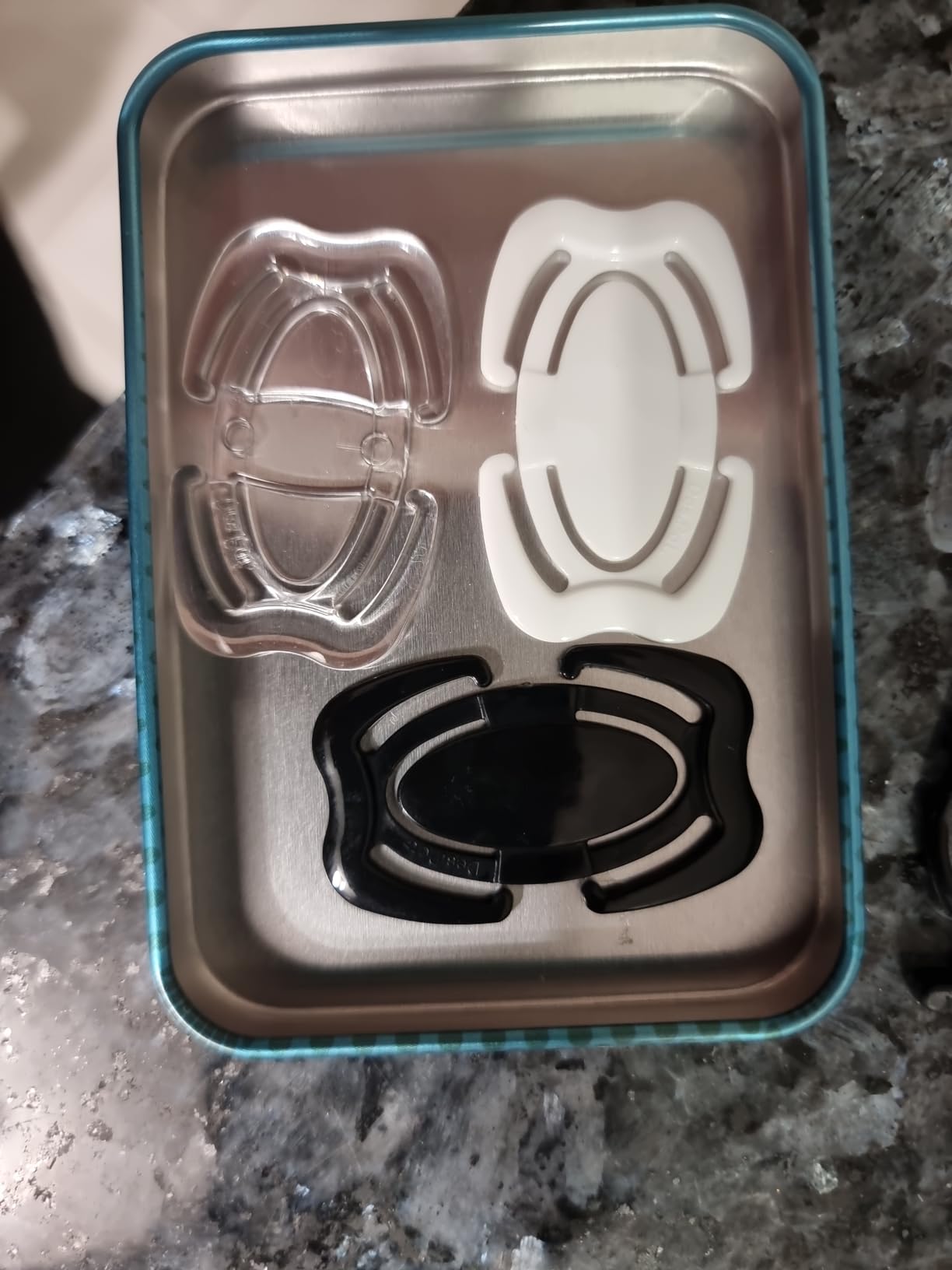 JOMICO Bra Strap Clips 3-Pack - Clear, Black, White - Fashion Solution ...