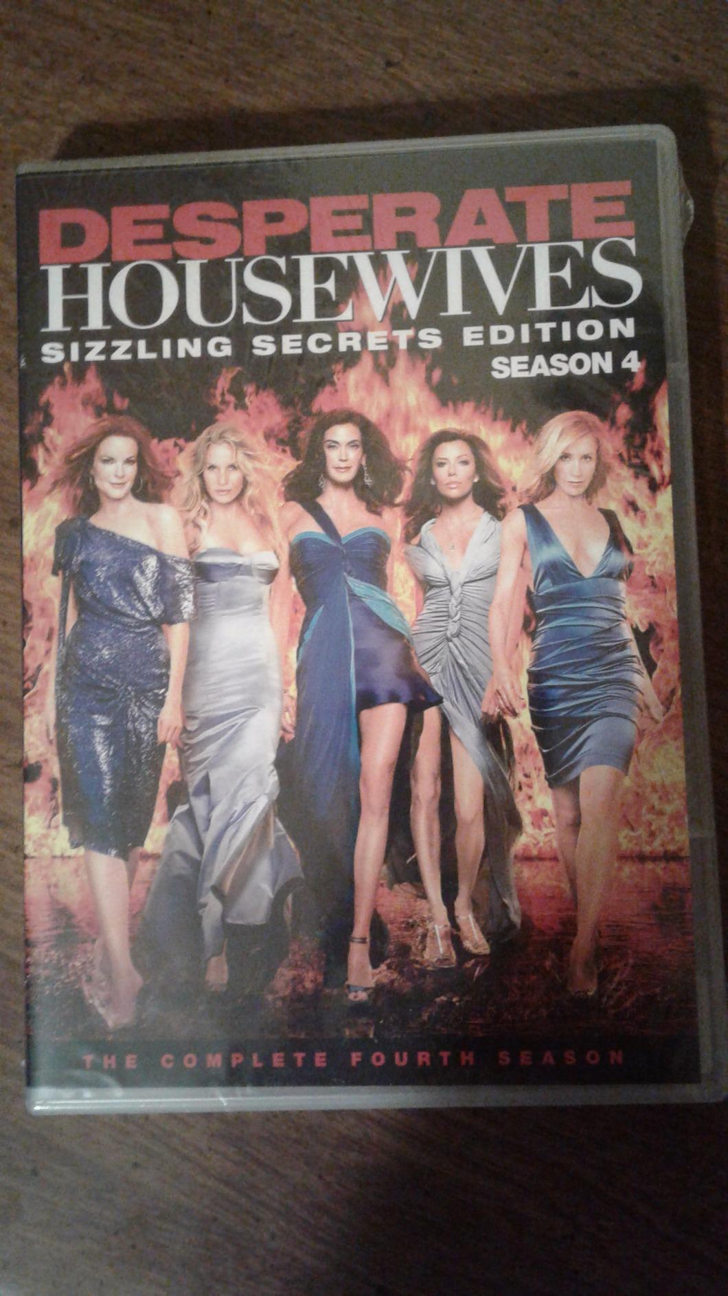 Amazon.com: Desperate Housewives: Season 4 : Teri Hatcher, Felicity ...