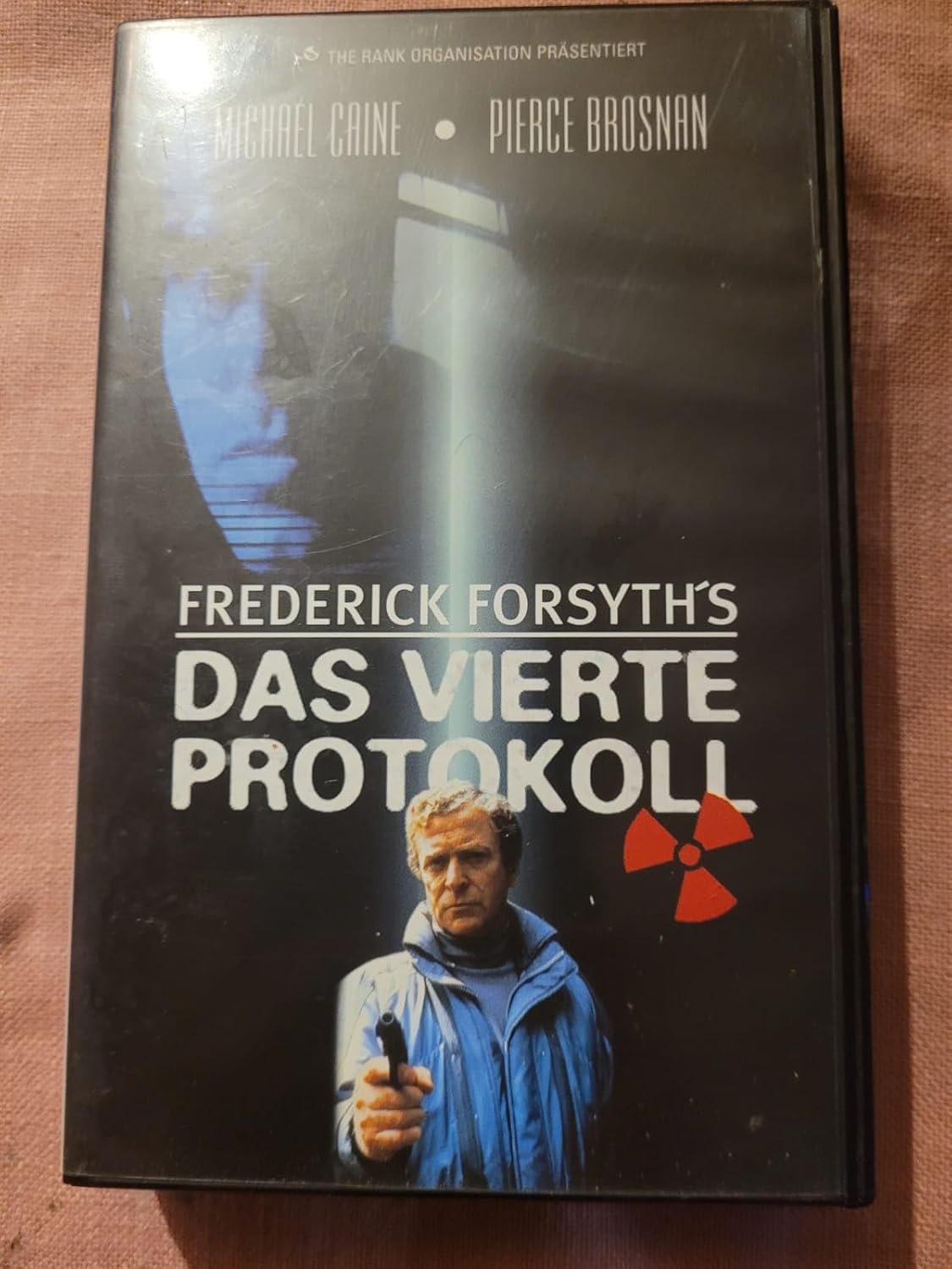 Amazon.com: The Fourth Protocol [VHS] : Michael Caine, Pierce Brosnan ...