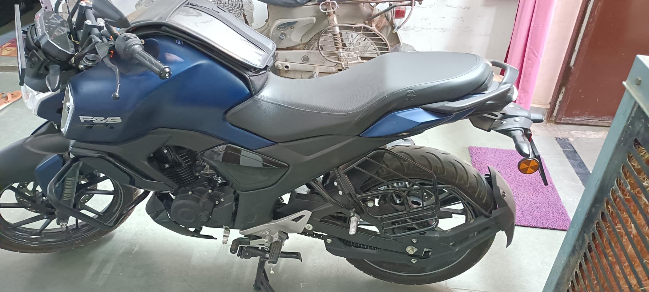 Samarth Deals Heavy Yamaha Bike Side Guard & Saree Guard Black for ...