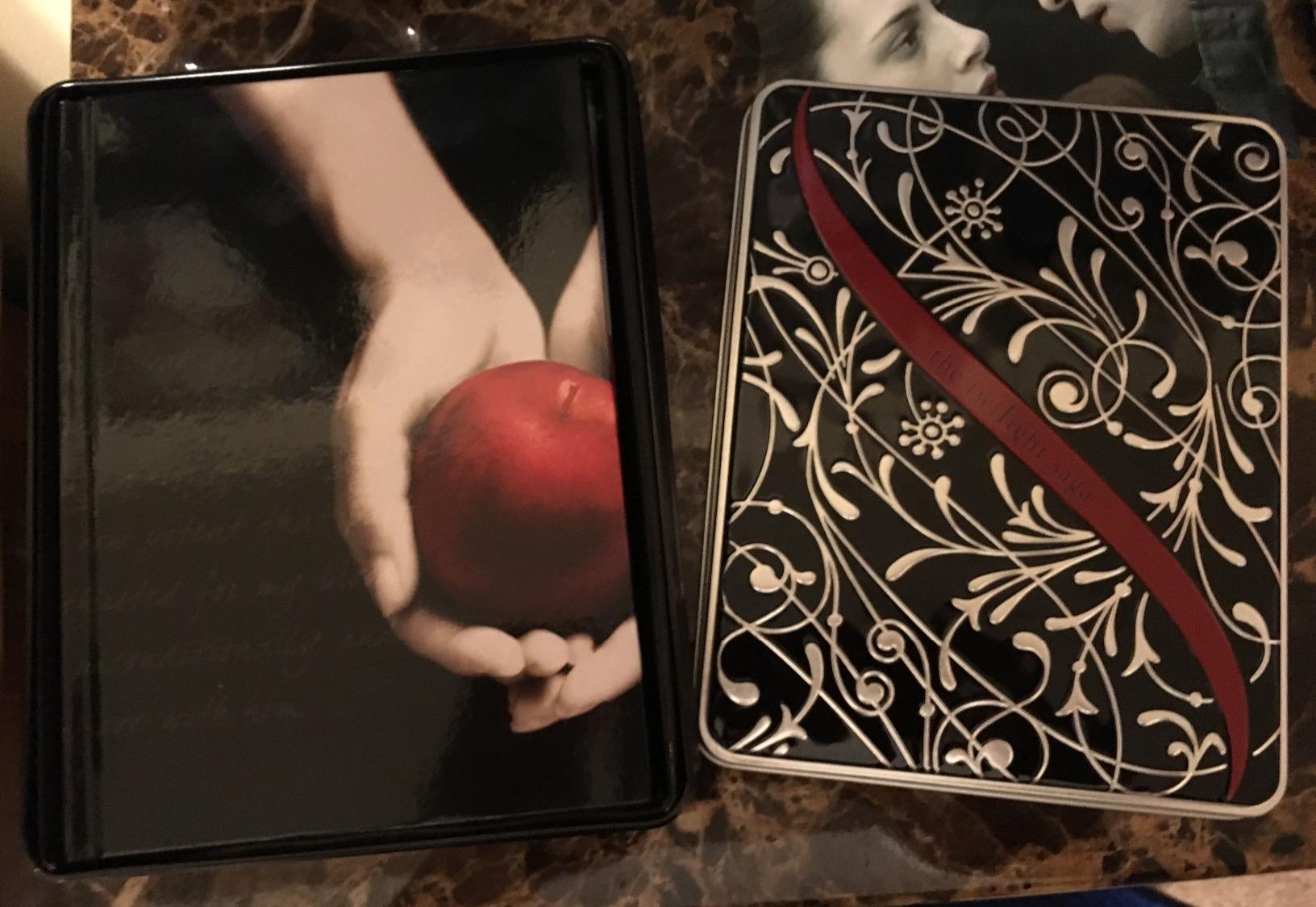 The Twilight Journals Four Keepsake Journals in a Collectible Tin ...