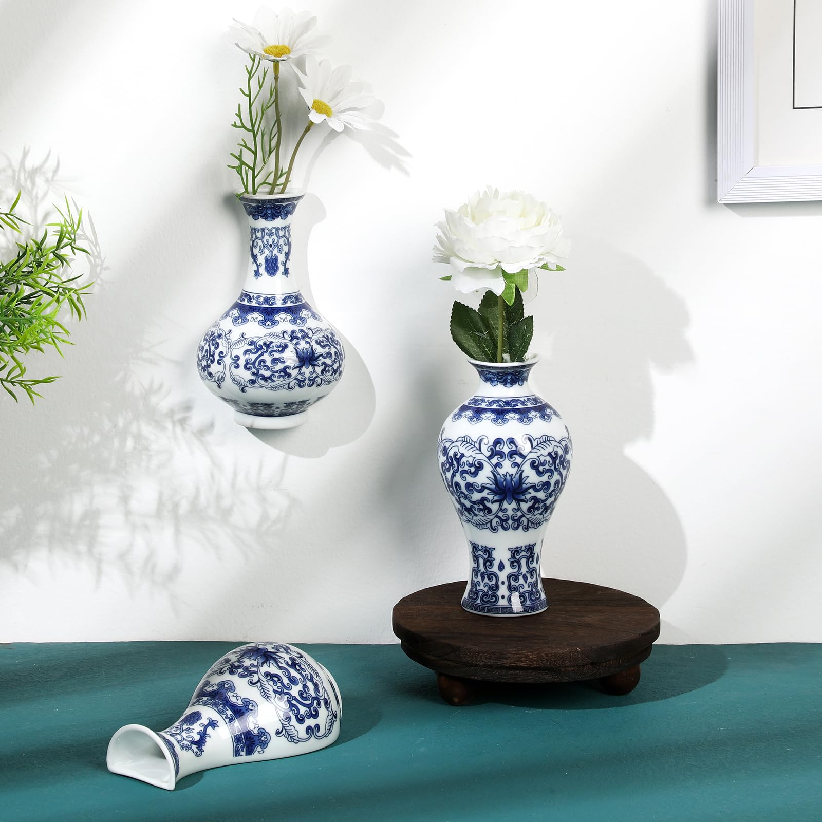 Amazon.com: Set of 3 Small Blue and White Chinoiserie Vases Wall ...