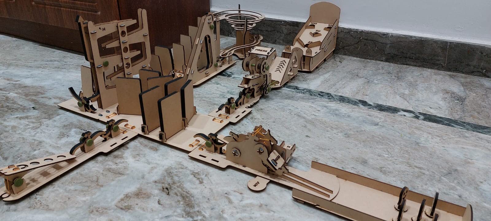 Buy Smartivity Chain Reaction Colliding Dominoes STEM Educational DIY ...