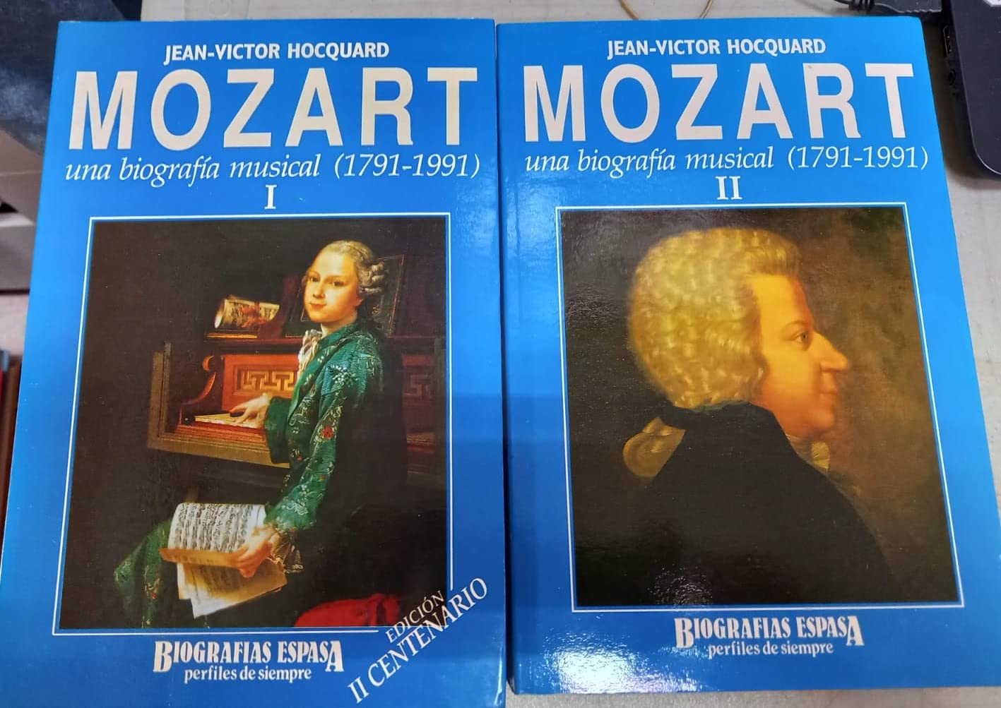 Amazon.com: Mozart : una biografia musical.: 9788423922536: Jean-Victor ...