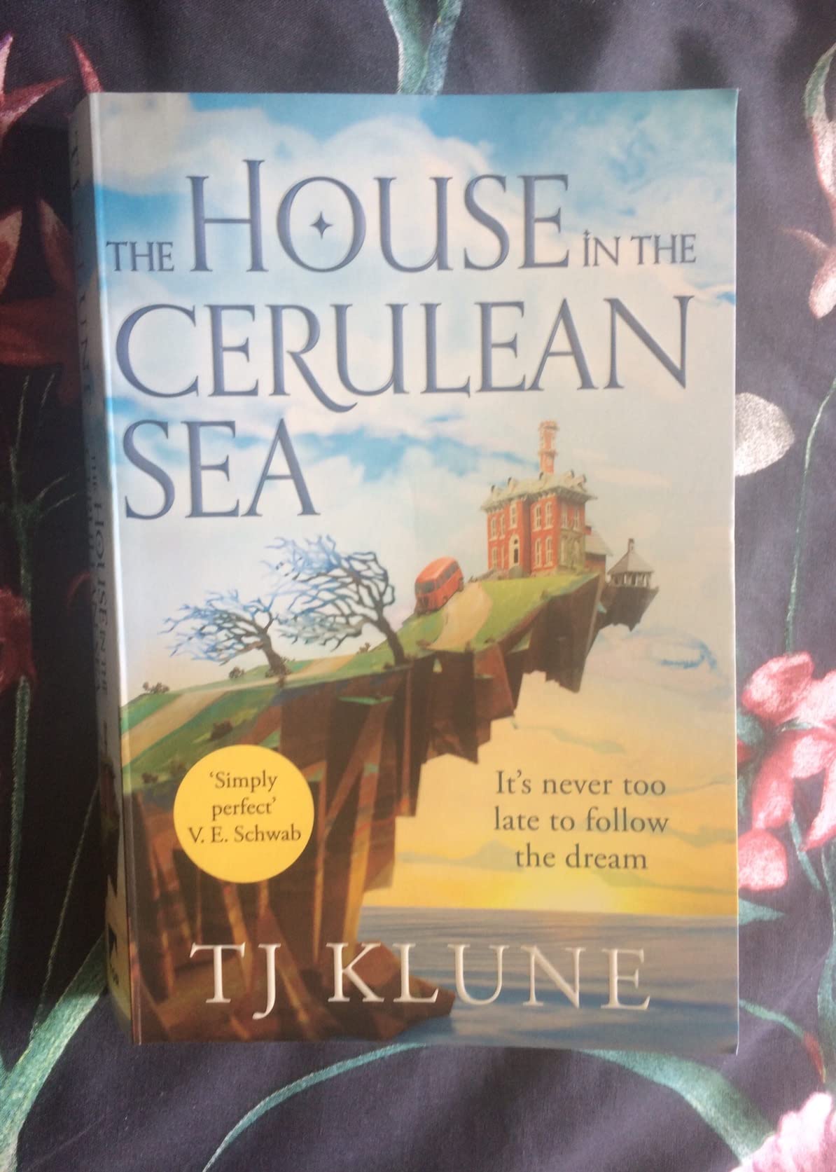 The House in the Cerulean Sea (Cerulean Chronicles Book 1) eBook ...