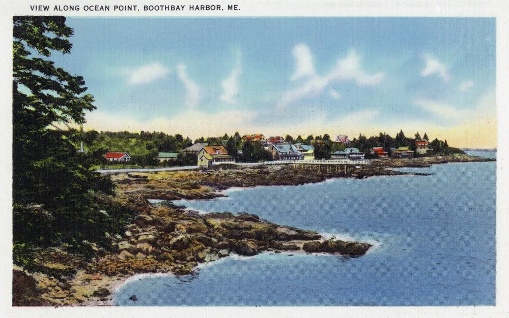 Amazon.com: Lantern Press Boothbay Harbor, Maine - View Along Ocean ...