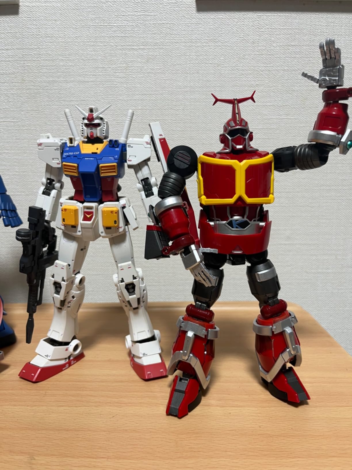 Amazon | 「AC」FLASH POINT STUDIO 変形 ビーロボ カブタック 合金 ロボット 可動 アクション フィギュア 完成品 | フィギュア・ドール 通販