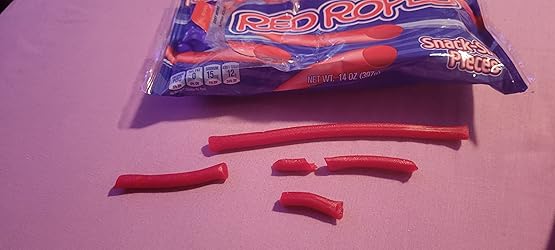 Amazon.com : Red Vines Red Ropes 14 Ounce Bag (2) : Grocery & Gourmet Food