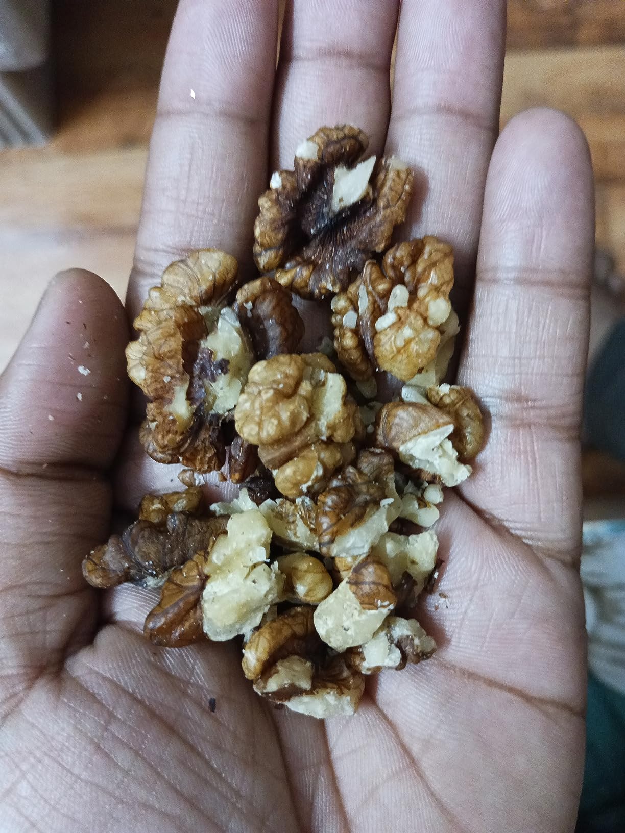 PYRAMID TRADERS Kashmiri Walnut Kernel | Yellow 4 Piece Walnut Kernels ...