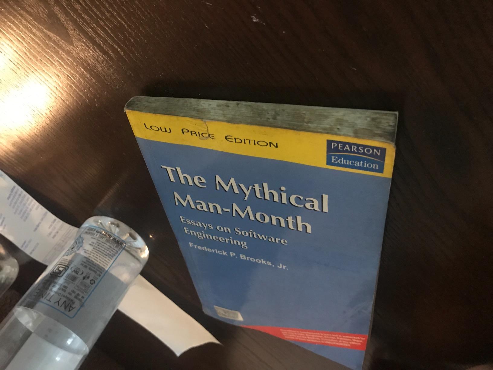 Pearson The Mythical Man-Month : Brooks Jr., Frederick: Amazon.in: Books