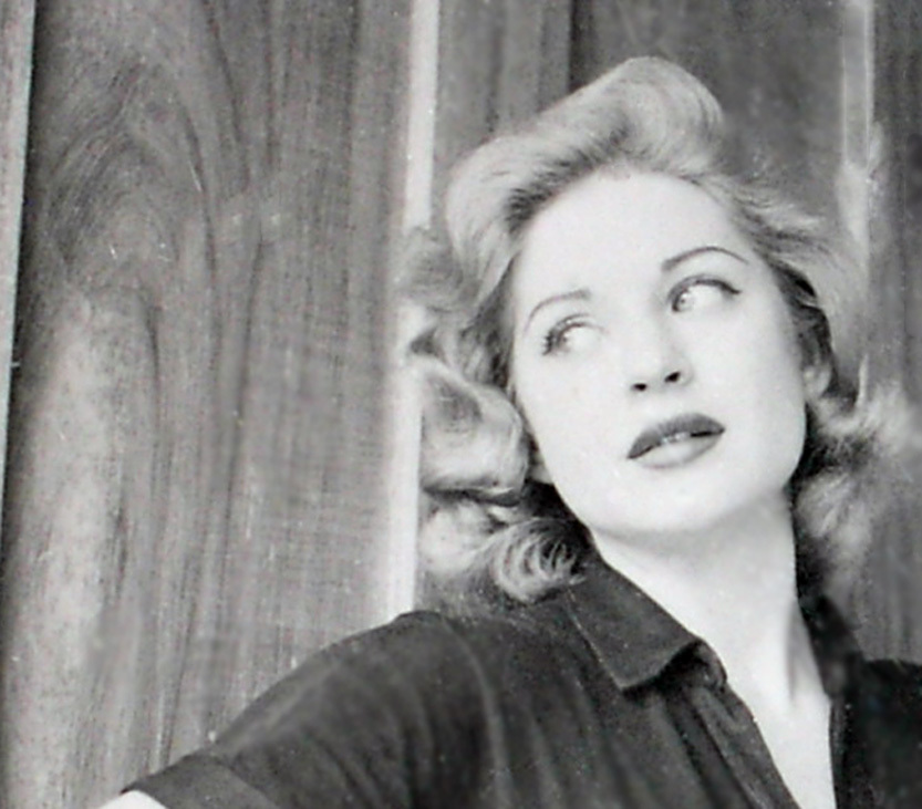 Amazon.com: Annie Devlin: books, biography, latest update