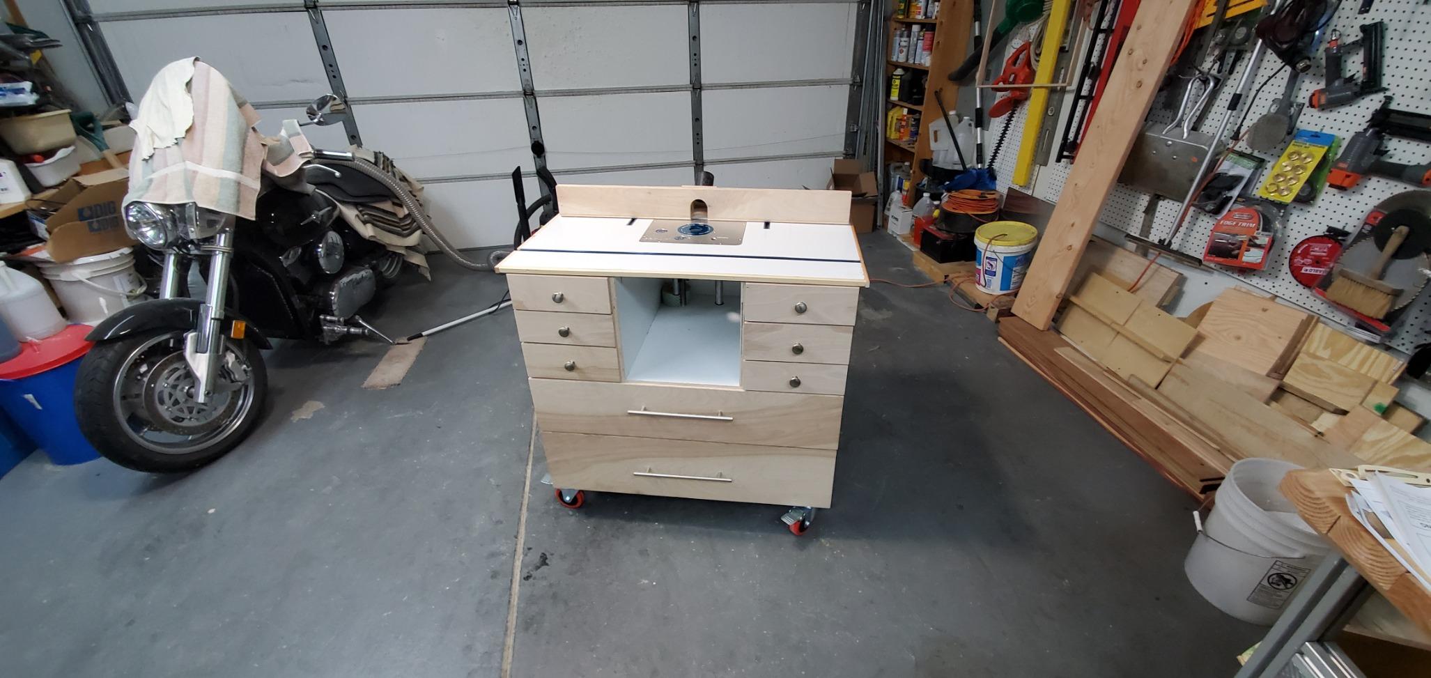 Rockler Pro Lift Router Lift - 9-1/4'' x 11-3/4'' Large Router Plate ...