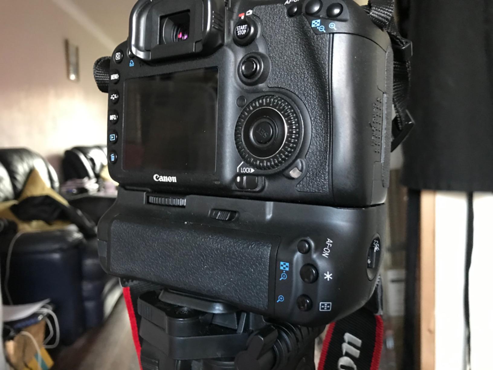 DSTE Replacement for Pro BG-E7 Vertical Battery Grip Compatible Canon ...