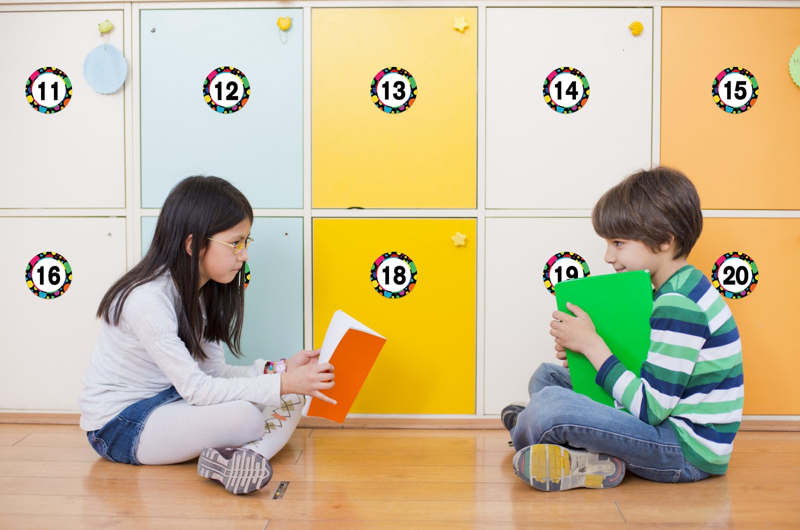 Snapklik.com : Classroom Line Up Numbers - 4" Line Up Spots For ...