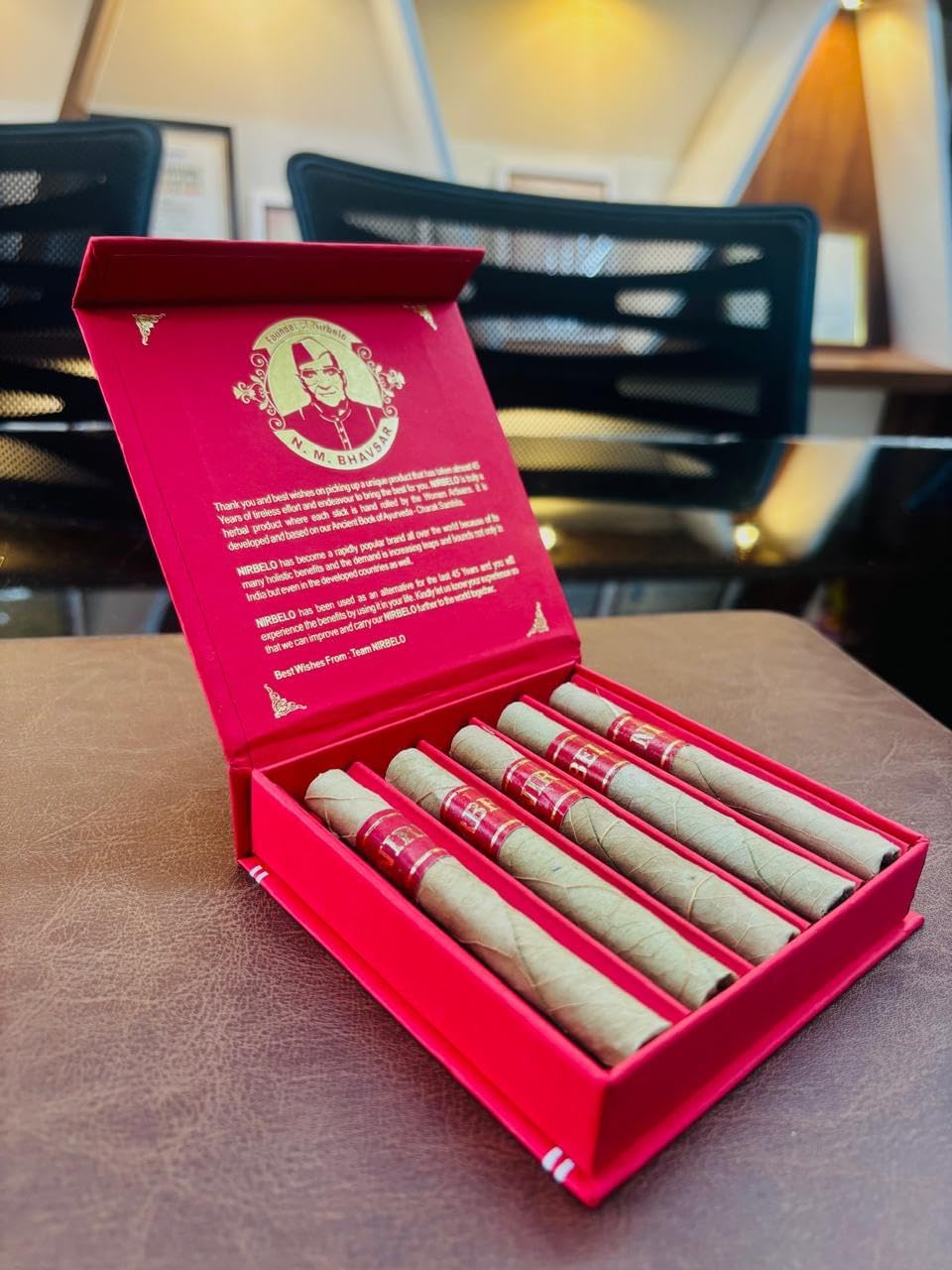 Amazon.com: Nirbelo King’s Premium Herbal Cigar with Corn Husk Filter ...