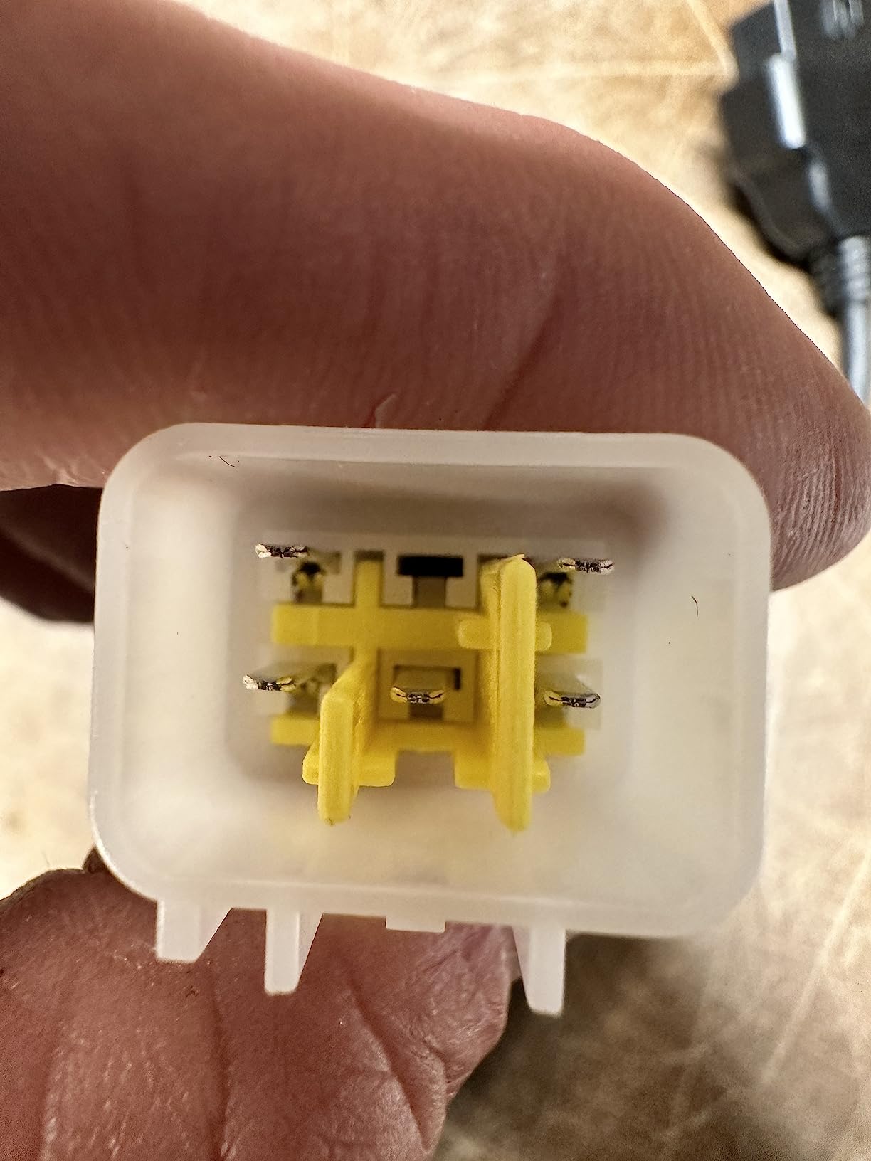 Amazon.com: JUTA Motorcycle OBD Adapter for Delphi 6 Pin Adapter ...