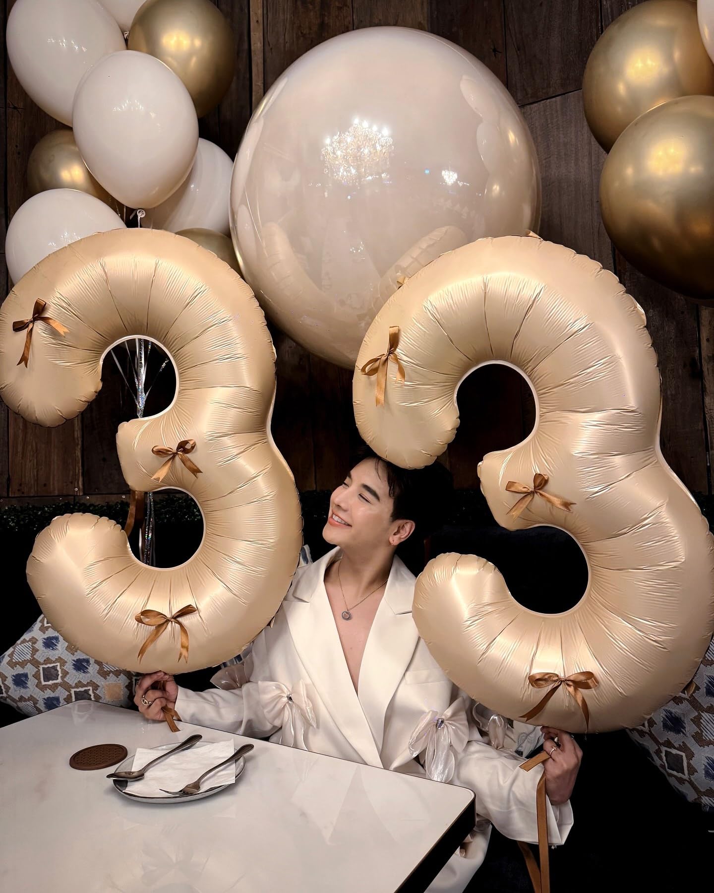 Snapklik.com : Light Brown Number 8 Balloon 40 Inch, 8 Balloon Number ...