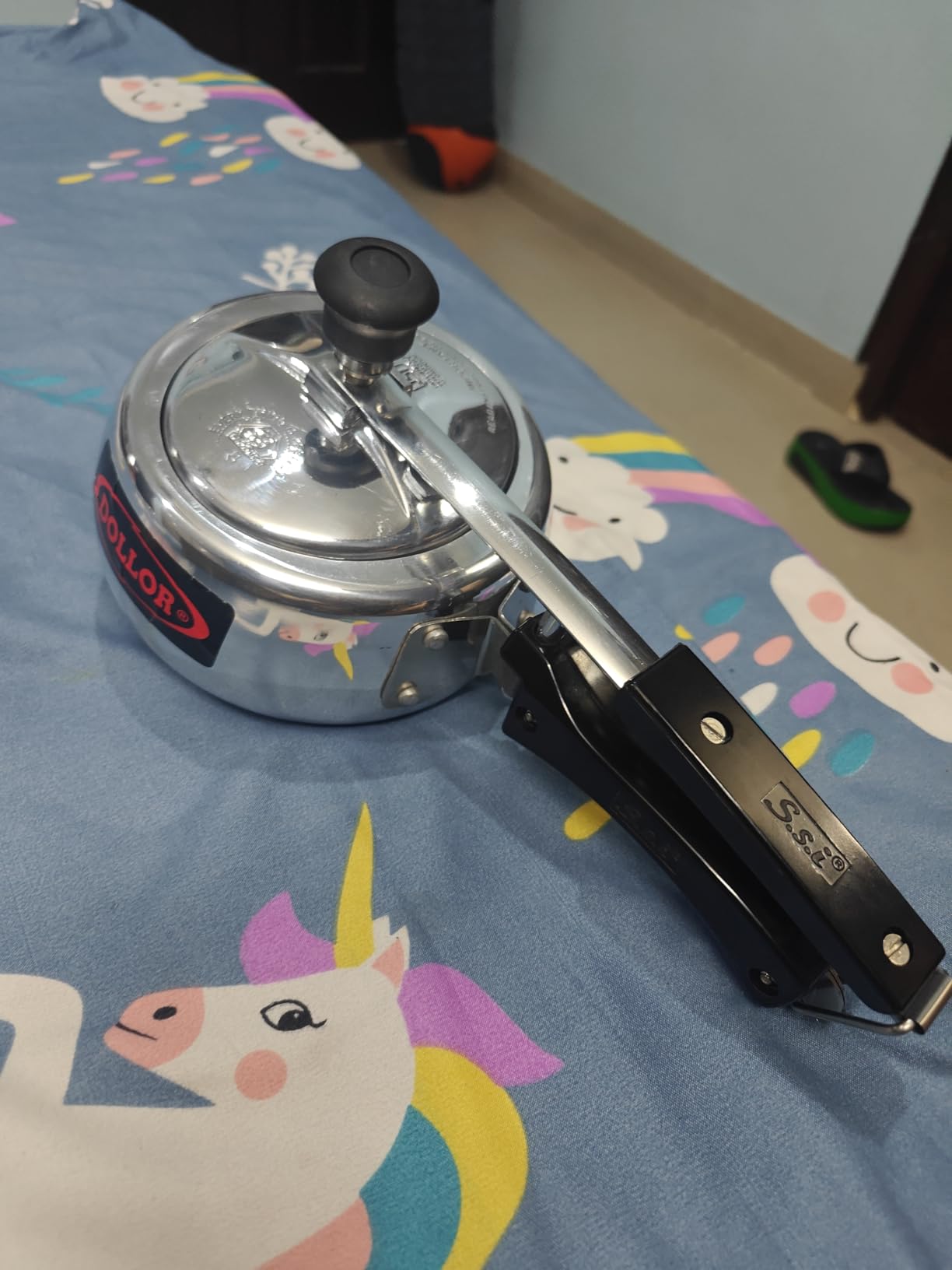 Buy Dollor ISI Certified Handi Gas Stove Compatible 1.5 Litre Inner Lid ...