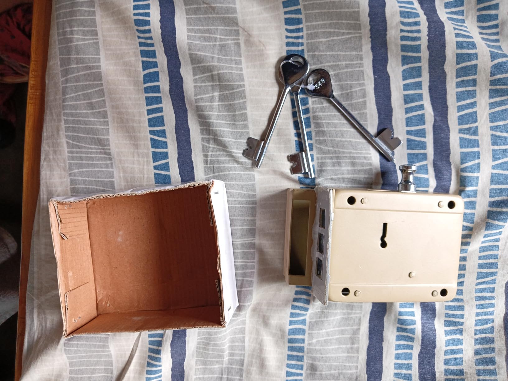 Shiv Sarika India Main Door Lock with 2 Reversible Keys | Heavy ...